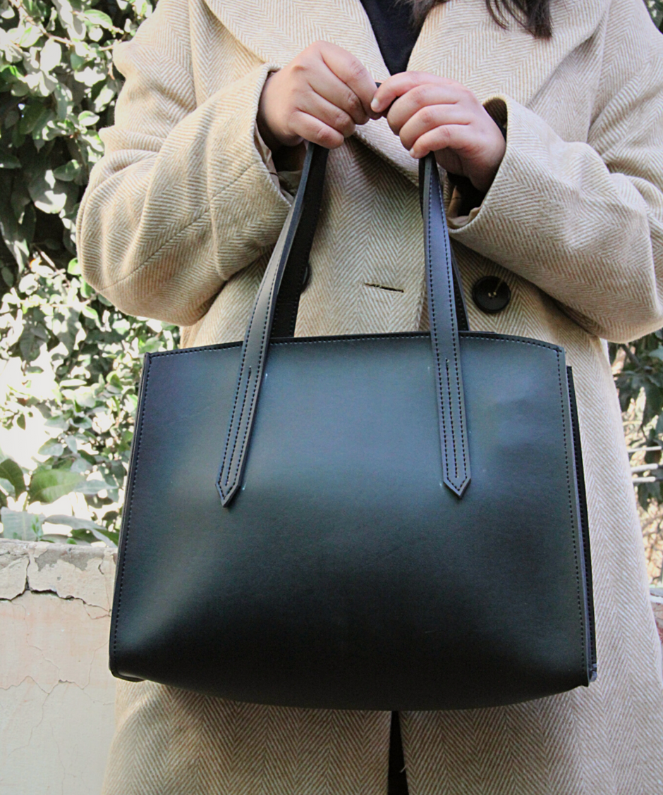 Trendy Women's Shoulder Bags Collection | Belle Delights